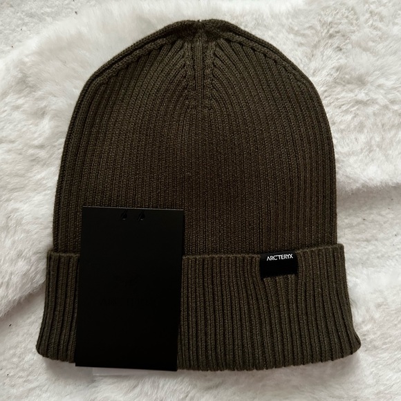 Arc'teryx | Accessories | Arcteryx Skaha Toque Army Green Lightweight ...